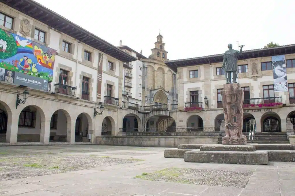 Guernica turismo | Portugalessence.com